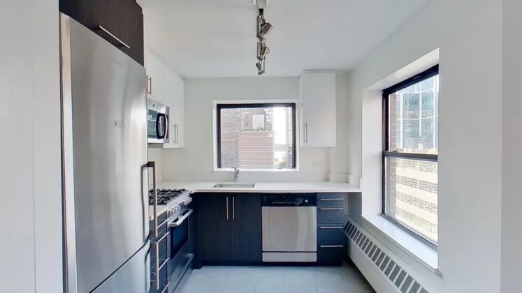 The History of Pullman Kitchens - CitySignal