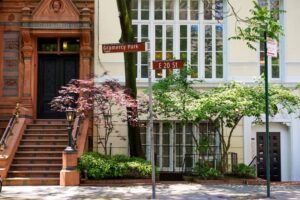 Gramercy Park NYC Neighborhood Guide: The Small and Posh Neighborhood ...
